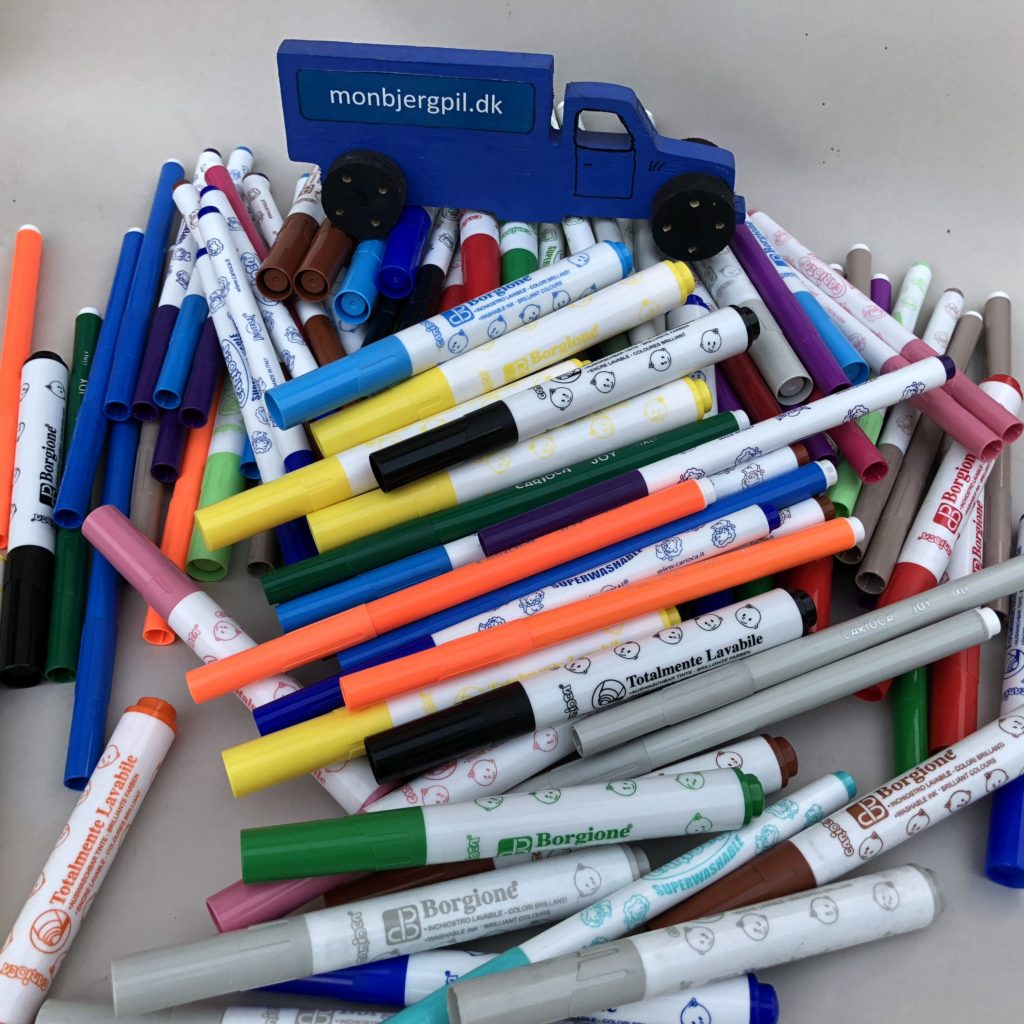 100-120 stk. blandede tuser CARIOCA - Monbjerg Pil og Print